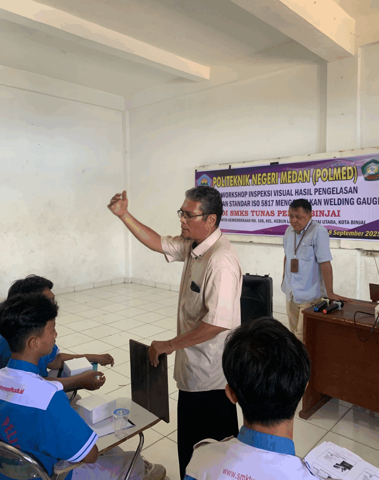 Dosen dan Mahasiswa Polmed Laksanakan PKM Workshop Inspeksi Visual ...